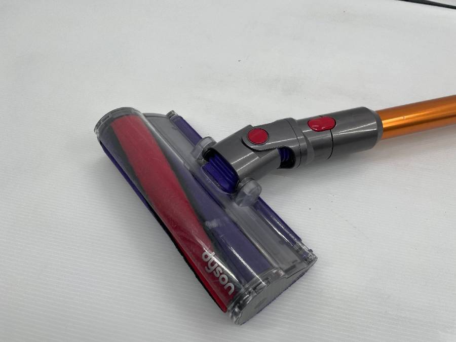 日本代購代標第一品牌【樂淘letao】－ダイソン Dyson Cyclone V10 fluffy SV12 コードレスクリーナー スティッククリーナー サイクロン式 ハンディ 掃除機 01027MA